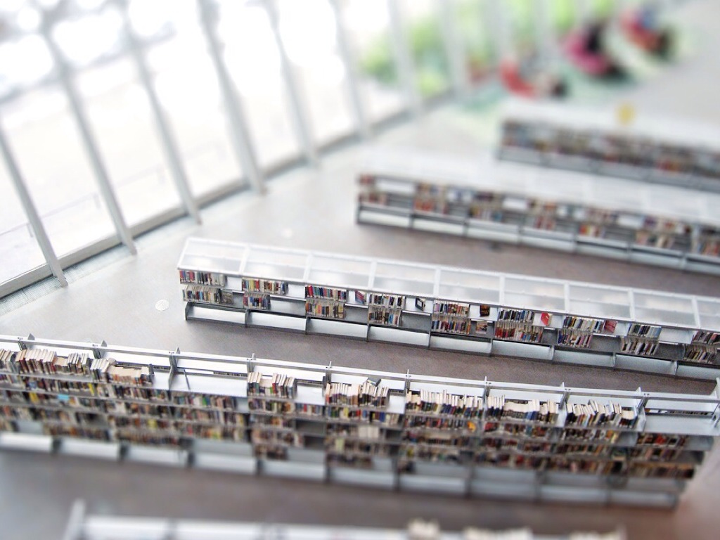 Ylibrary by Anna Raunik