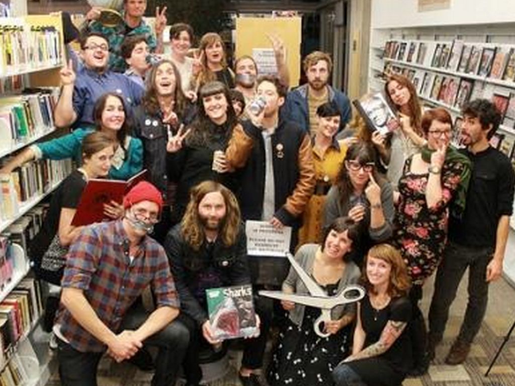 The Hyperlinked Library by ddudley35