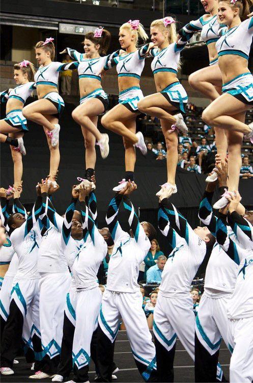 Cheerleading Stunts Level 6