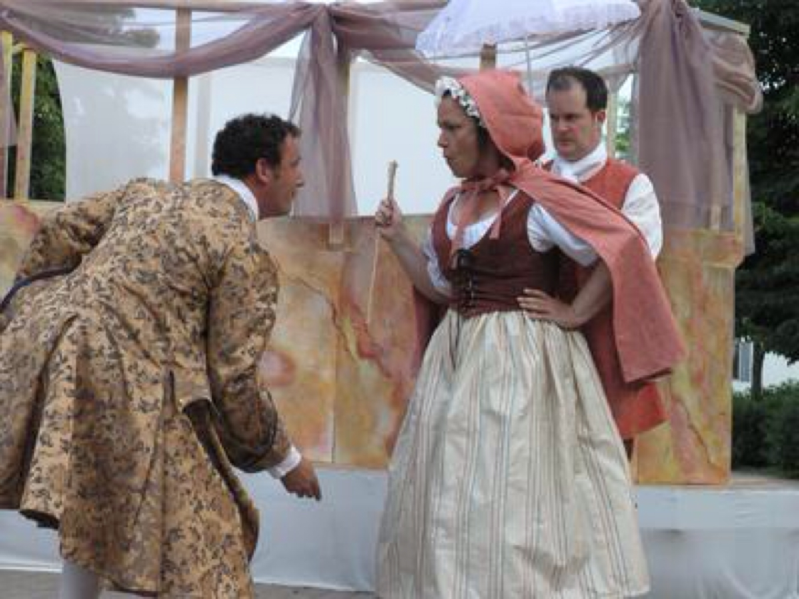 🎉 Mercutio and the nurse. Mercutio character analysis in Romeo and ...