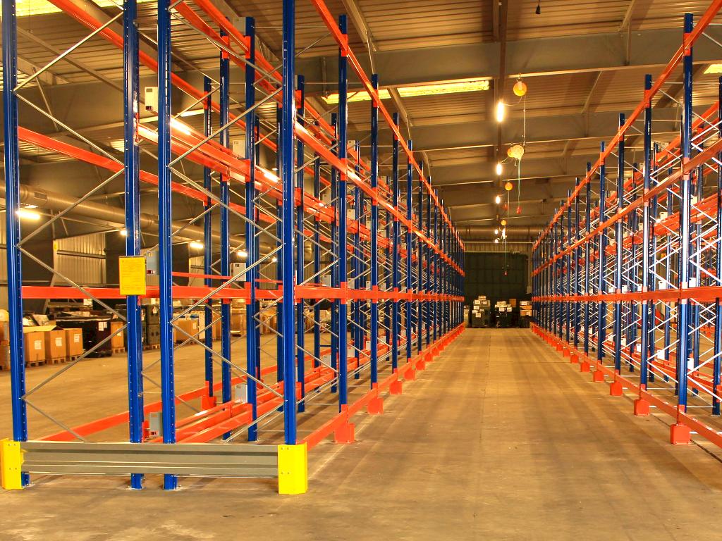 Palletstellingen by Peter Honsbeek